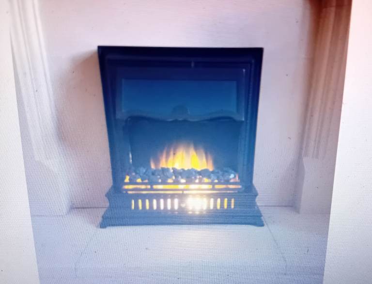 REDUCED TO £20 FOR QUICK SALE - BLACK ELECTRIC COAL EFFECT FIRE | in ...