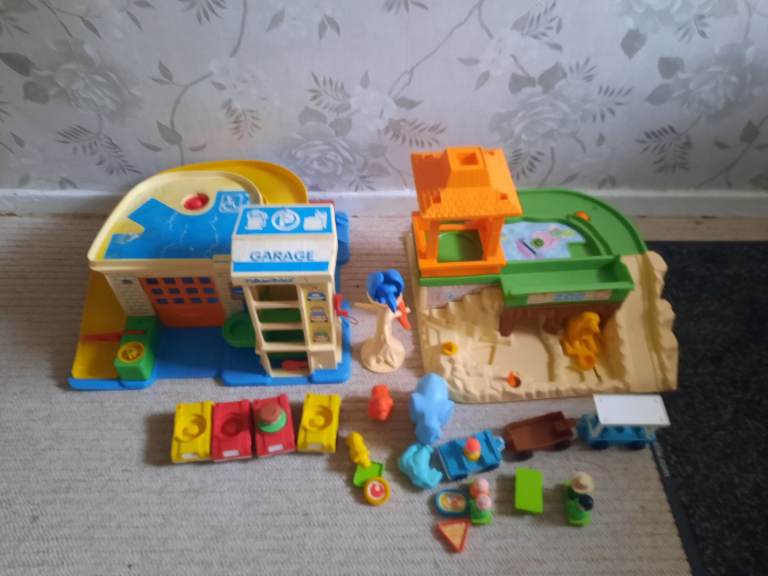 Vintage fisher price garage zoo toys | in Hythe, Kent | Gumtree