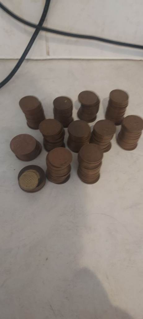 Large Quantity of Old UK Copper Pennies, £20.00 for Sale in Portsmouth ...