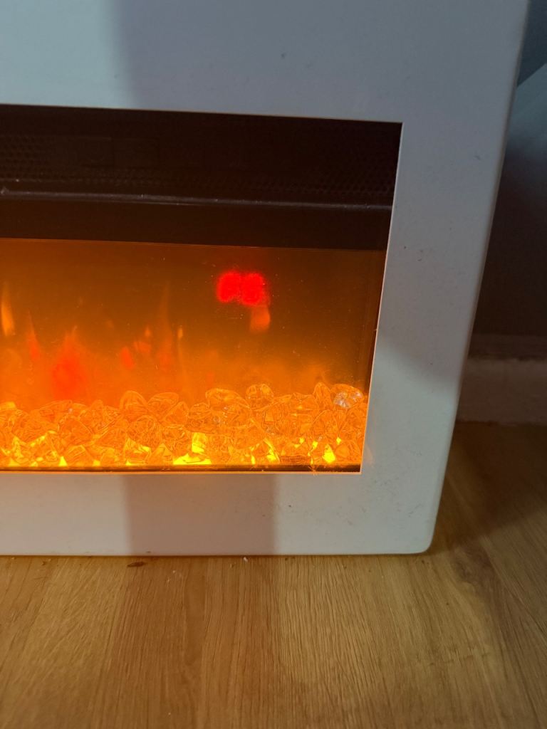 60” White Electric Fireplace | LED Flame Effect | Crystal Fire | 1800W ...