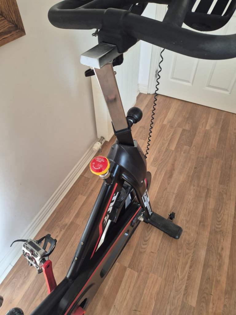JLL IC400 Pro Exercise Bike | in Govan, Glasgow | Gumtree