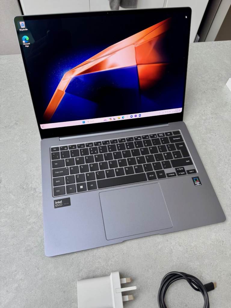 Samsung Galaxy Book4 Pro 14 inch Touchscreen Laptop - Intel Ultra 7 ...