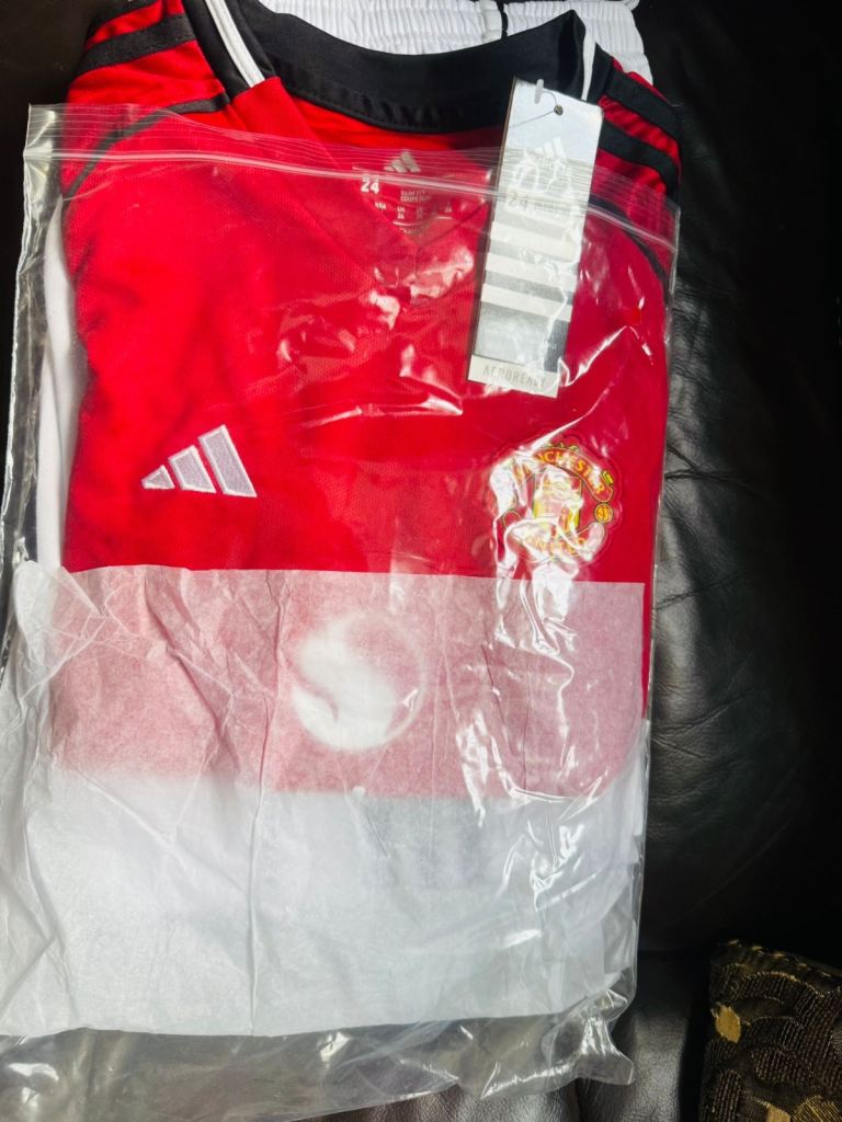 Adidas Manchester United Kids Football Kit – New it’s age 8 to 9 year ...