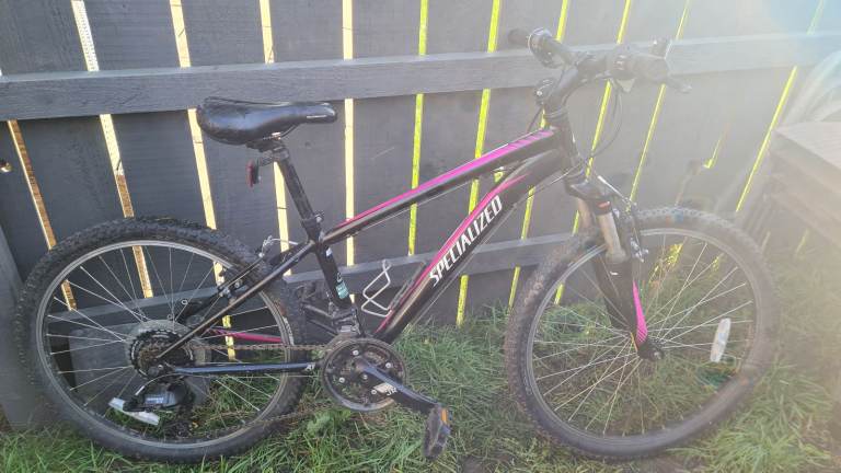 Girls specialized hot rock | in North Shields, Tyne and Wear | Gumtree