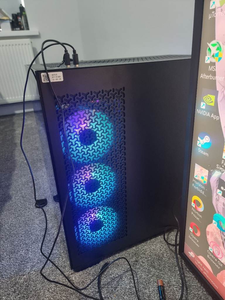 Cyberpower Pre Built Ryzen 7 9800X3D 32GB Nvidia Rtx 5070 12gb Gaming ...