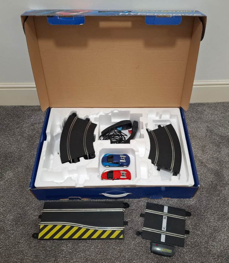 Scalextric Hyperdrive Bugatti Veyron Set | in Romsey, Hampshire | Gumtree
