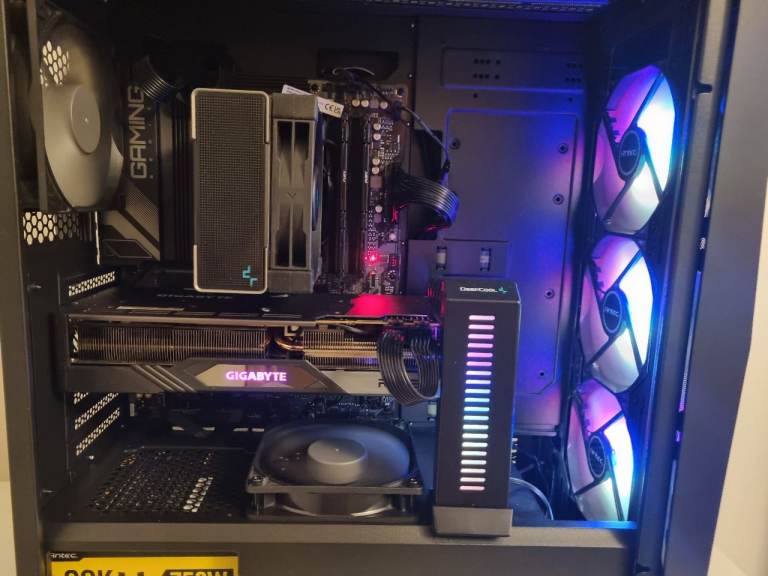 Gaming pc, RYZEN 5 RX 7700 XT - 32GB DDR5 WATERCOOLED VR 4K SSD 1TB ...