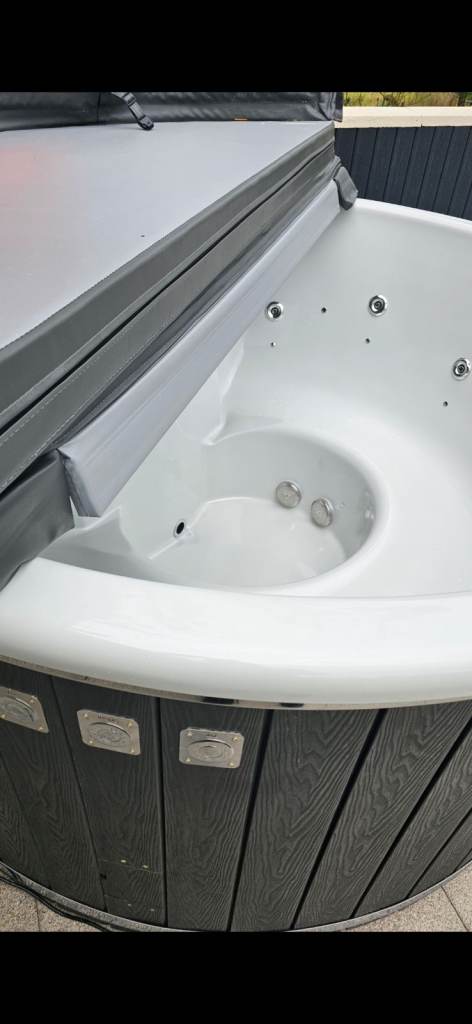 Wood Fired Hot Tub With 1.5KW HYDRO MASSAGE SYSTEM and Jacuzzi System ...