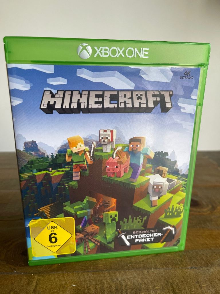 Minecraft Xbox One / Series Game - German version but plays in English ...