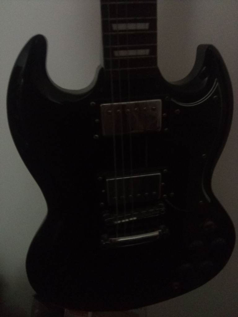 Westfield sg copy electric guitar | in Bromley, London | Gumtree