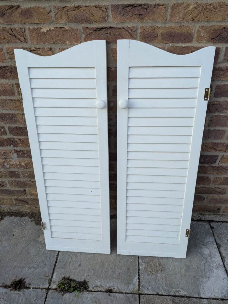Pair of internal white slatted cupboard doors | in Kempston ...