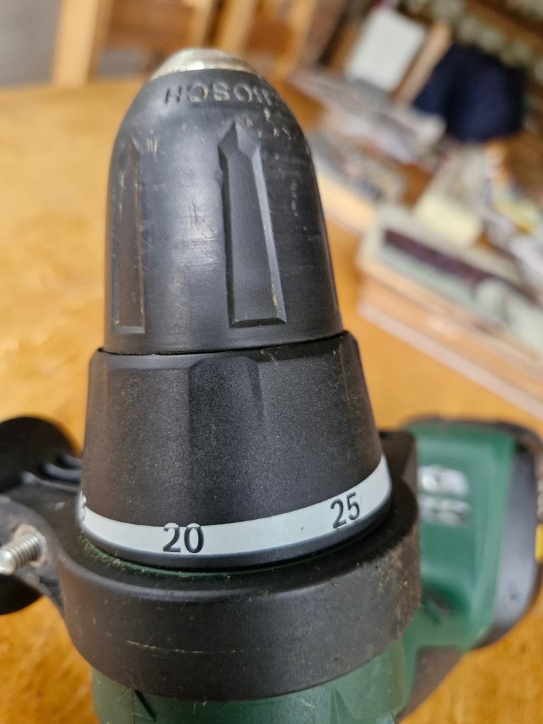 Bosch PSB 18v cordless combi drill, 2 x Li-ion batteries and charger ...