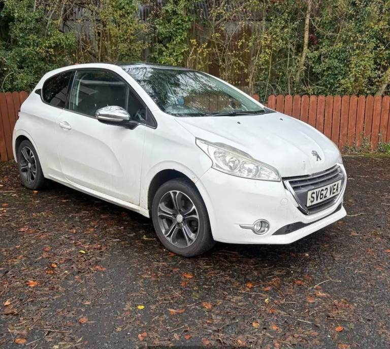 Peugeot, 208, Hatchback, 2012, Manual, 1199 (cc), 3 doors | in ...
