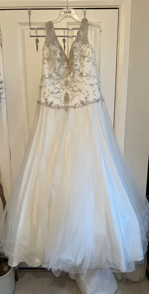 Wedding dress | in Poole, Dorset | Gumtree