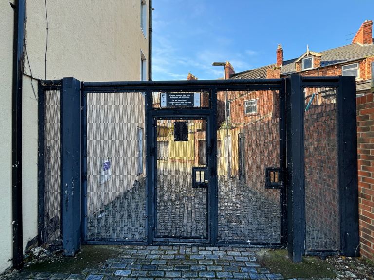 Garage To Let - Raby Road, Hartlepool & within easy access of both A179 ...