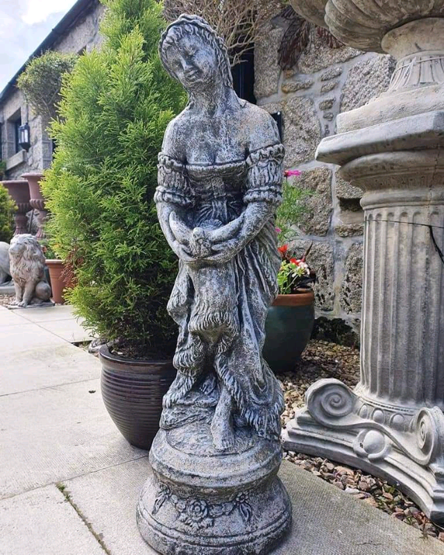 Stone Lady and Dove Garden Statue | in Fraserburgh, Aberdeenshire | Gumtree