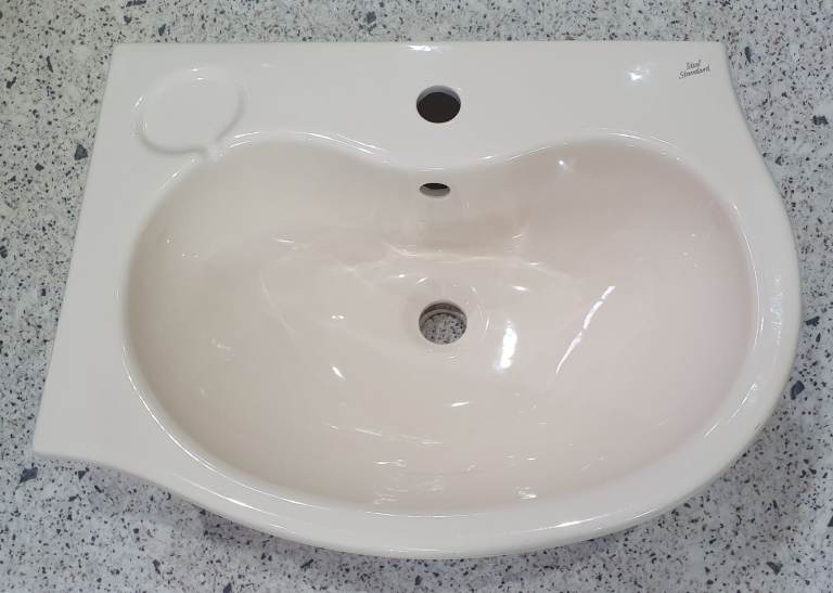 IDEAL STANDARD Cream Kidney Shape Corner Basin Sink LH Left 560 x 420mm ...