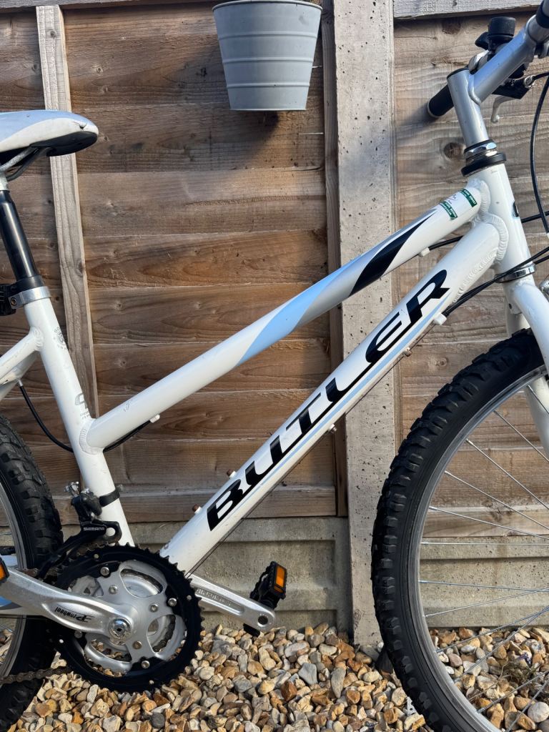 Women’s white bulter mountain bike 26 wheels ready to ride | in Oxford ...