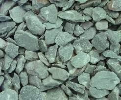 Bulk bags of 20 mm green slate garden and driveway chips/ gravel ...