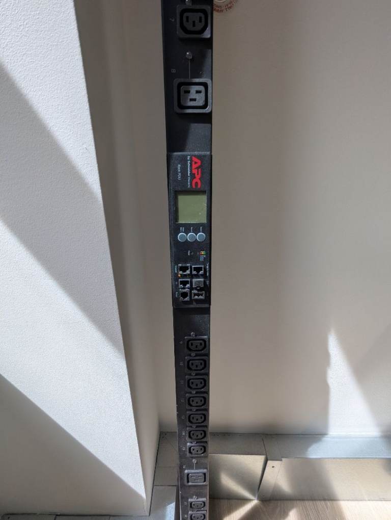 APC AP8959 16A/230V (21) C13 & (3) C19 Switched Rack PDU - Black for Sale