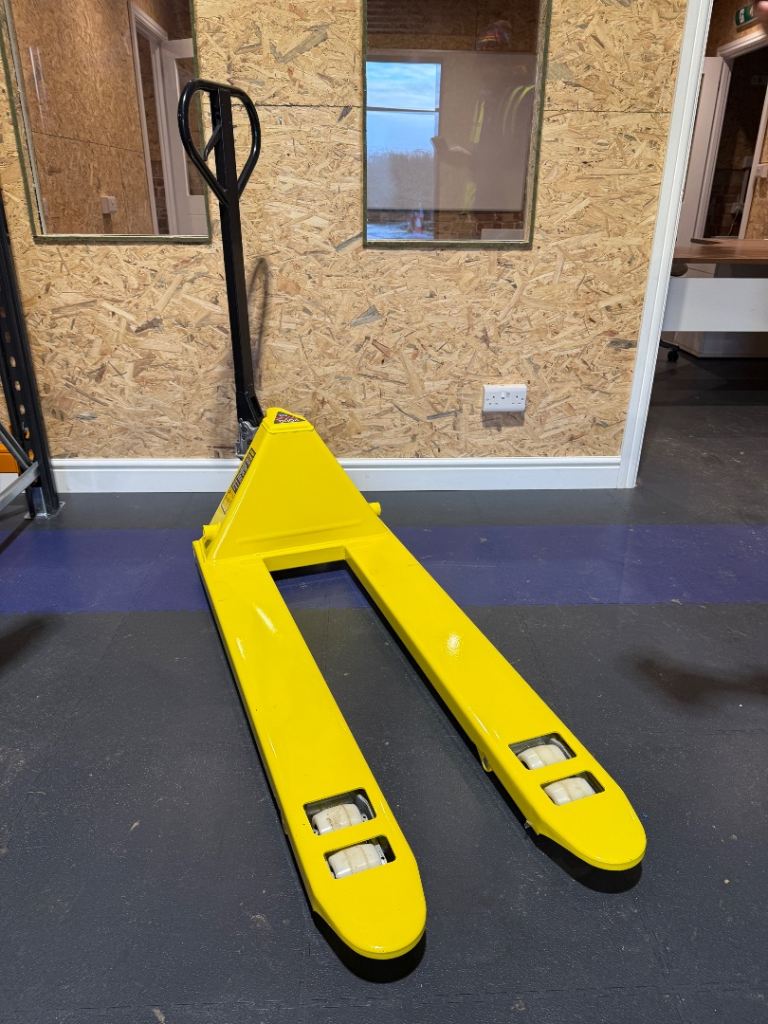 Brand New Pump Truck / Pallet Truck - 2T Lift, £175.00 for Sale
