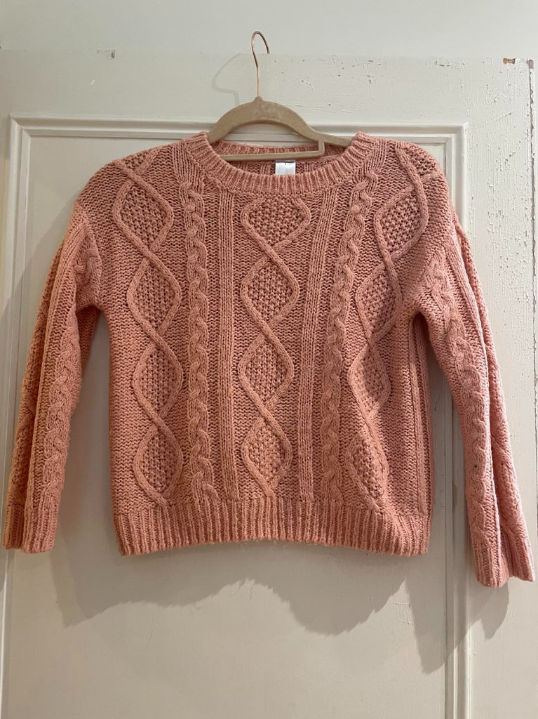 C&A girls off pink jumper, size 134/140 | in Notting Hill, London | Gumtree