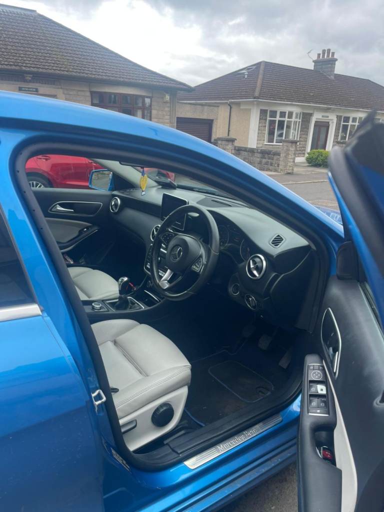 Mercedes-Benz, A CLASS, Hatchback, 2015, Manual, 1461 (cc), 5 doors ...