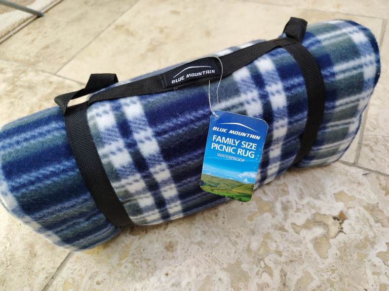 Family Camping Bundle - Tent + Sleeping Bag + Quechua Mat & Keith ...