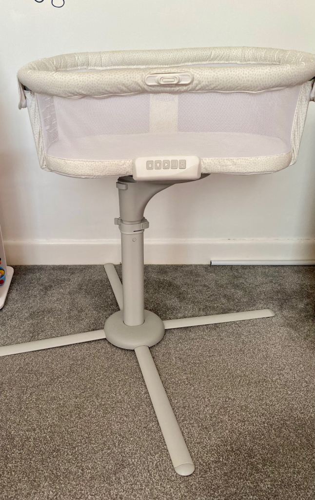 HALO BassiNest Premiere 360 Swivel Sleeper Bedside Crib height ...