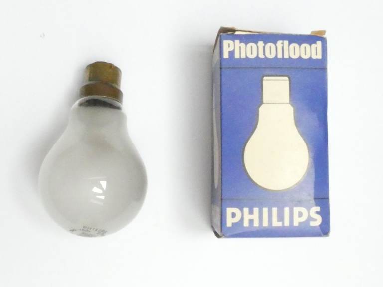 Philips Photolita No. 1 Photoflood Bulb 275W 240/250V Pearl BC in ...
