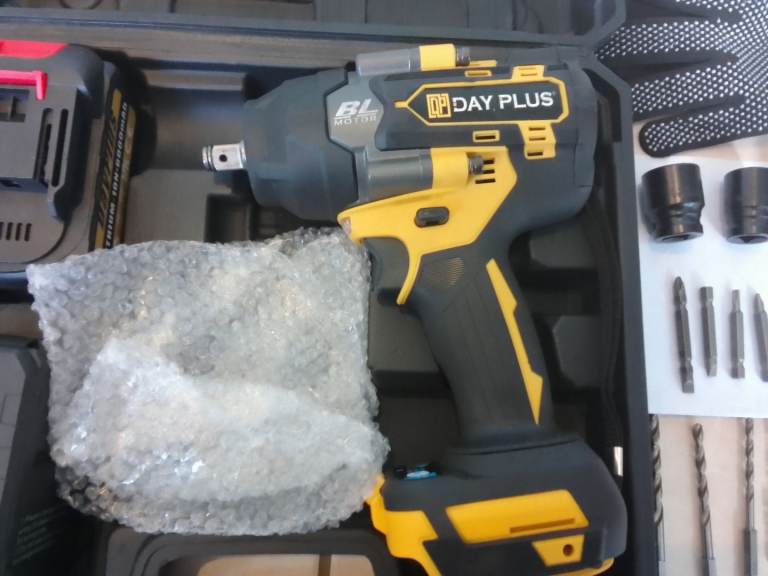 Heavy-duty hi torque impact wrench, gun, impact driver, 2 x hi cap ...
