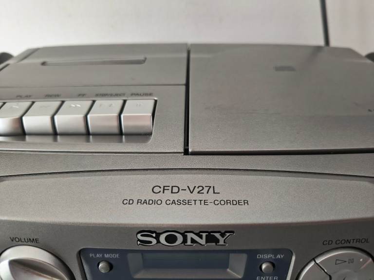 Sony CFD-V27LCD Player AM FM Radio Tape Cassette Corder Recorder ...