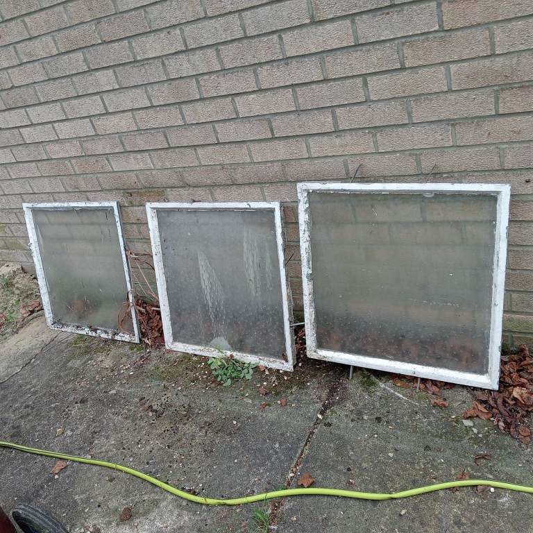 Small Windows 2 ft x 2 ft | in Boston, Lincolnshire | Gumtree