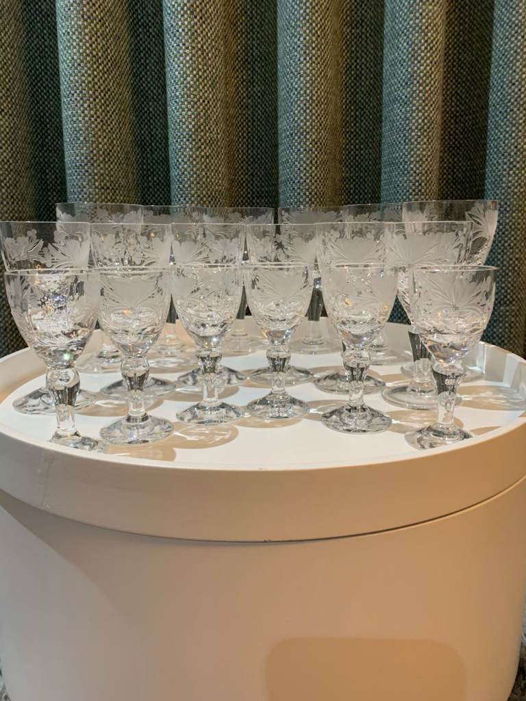 18 BEAUTIFUL ROYAL BRIERLEY CRYSTAL GLASSES (3 SIZES) HONEYSUCKLE ...