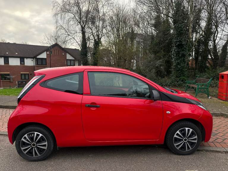 Toyota, AYGO, Hatchback, 2014, Manual, 998 (cc), 3 doors | in Nechells ...