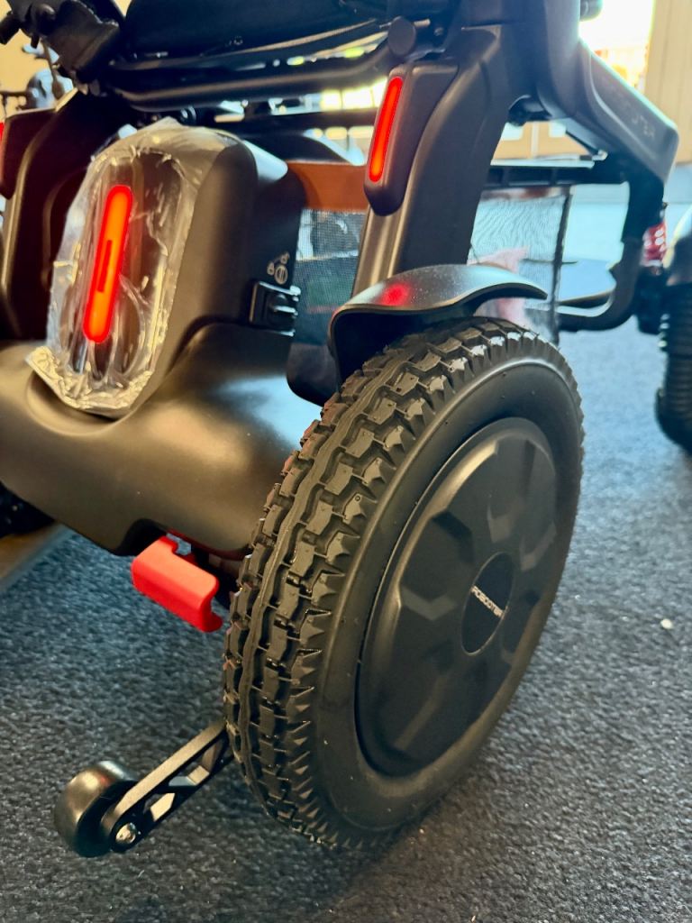 Robooter E60 Smart All-Terrain Electric Wheelchair – Lightweight ...