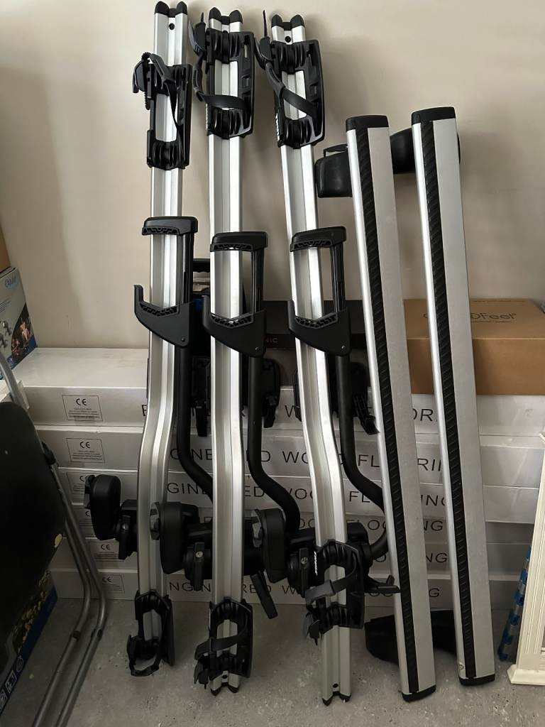 Thule 598 ProRide Locking Upright Bike Roof Rack - 2 x roof bars (Kit ...