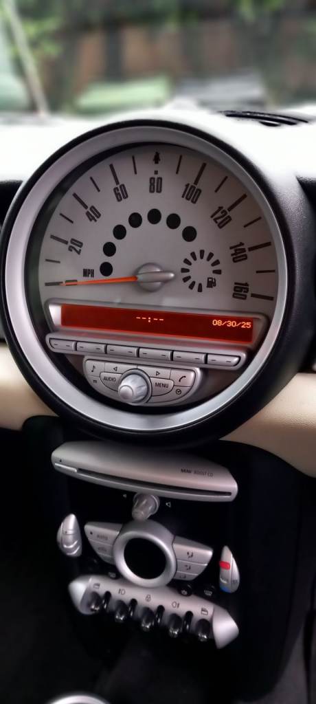 2009 MINI cooper 1.6, 1 owner from new! lovely example no issues or ...