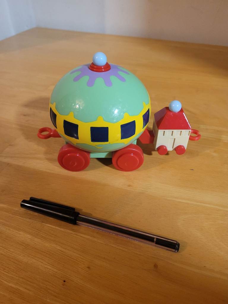 In The Night Garden Ninky Nonk pull along train middle carriage. Ok ...