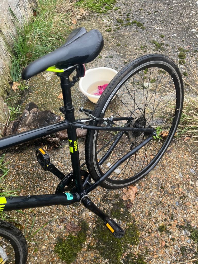 Pinnacle Neon One Ladies Bicycle | in Canterbury, Kent | Gumtree