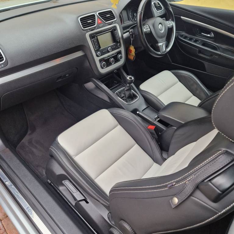 Volkswagen, EOS, 2010, Manual, (Similar to VW Golf) Only 37k miles, FSH ...