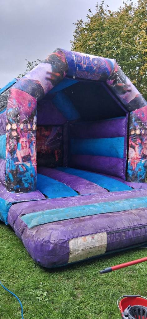 Paul's Bouncy Castle Washing & Cleaning | in Milton Keynes ...