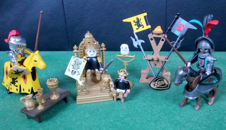 3 Sets Playmobil Characters: Native Americans; Pirates; Knights | in ...
