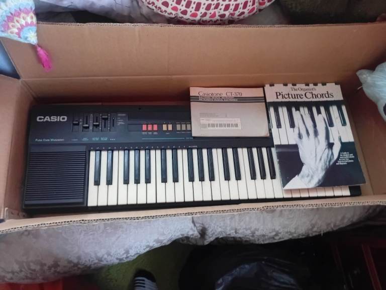 CASIO TONE CT370 1987 ELECTRIC KEYBOARD | in Poole, Dorset | Gumtree