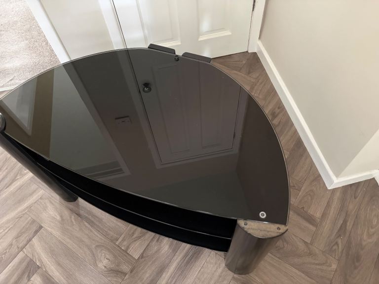 Glass 3-tier tv stand | in Seaton Sluice, Tyne and Wear | Gumtree