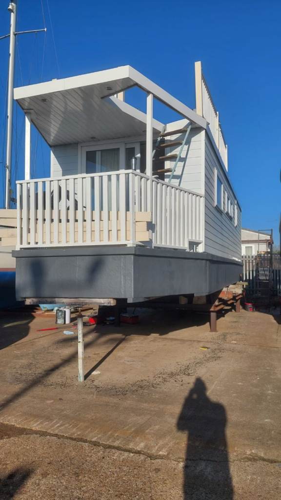 Custom floating home with residential mooring | in Hoo, Kent | Gumtree