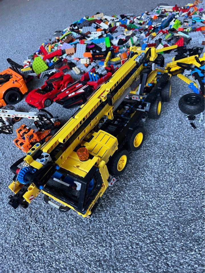 Lego technic bundle plus more, crane, cars , boat etc, no manuals for Sale