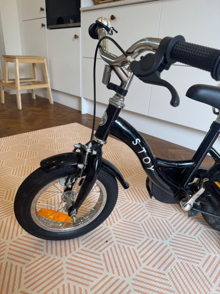 12” Kids black Stoy bike for 3/4 yr old | in Leytonstone, London | Gumtree