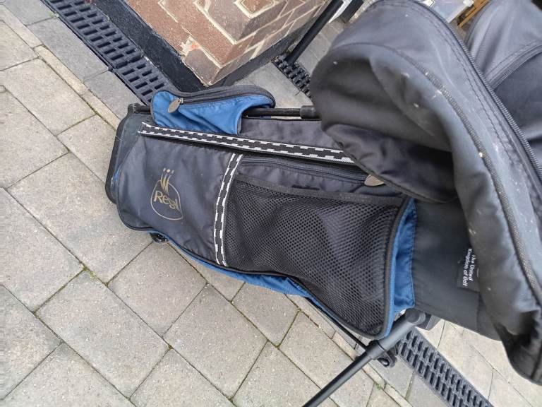 Golf bag with stand. Many assorted clubs. Suitable for beginner. | in ...