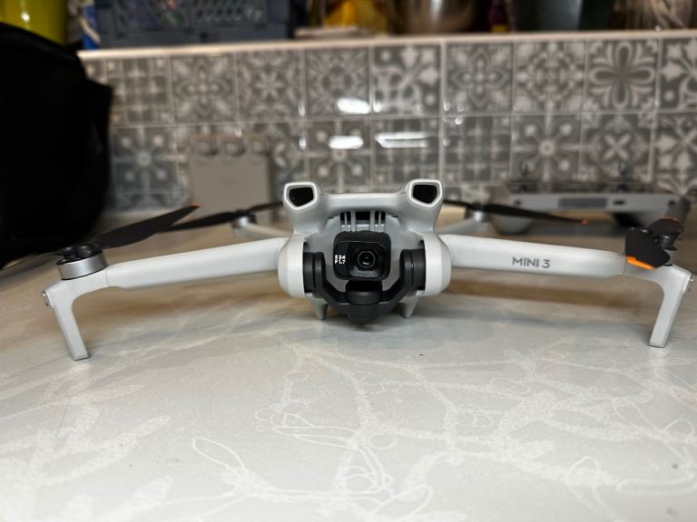 DJI Mini 3 Drone + DJI RC | Fly More | 4 Batteries | Boxed | Barely ...